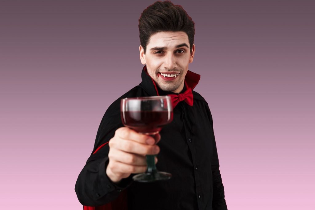 Dating a Vampire: a Guide for Millennials • The Syndrome Mag